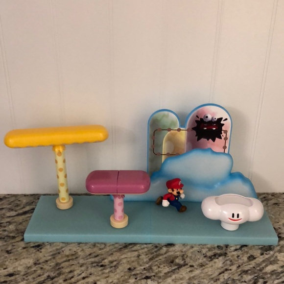 Nintendo | Toys | Super Mario Cloud World Diorama Set With 25 Running ...